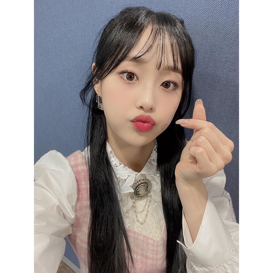 Chuu 😘 | Scrolller