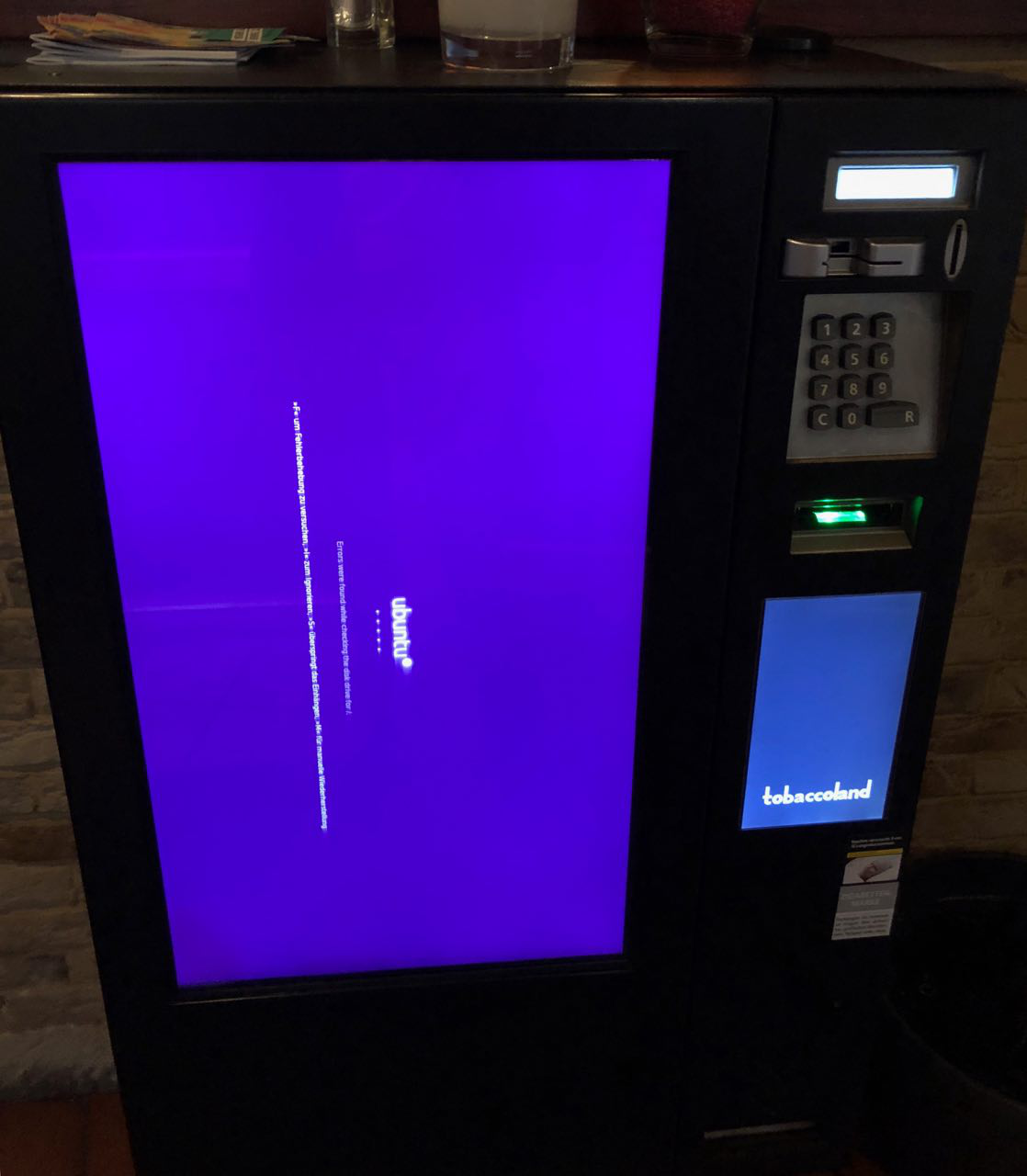 Cigarette machine running Ubuntu | Scrolller