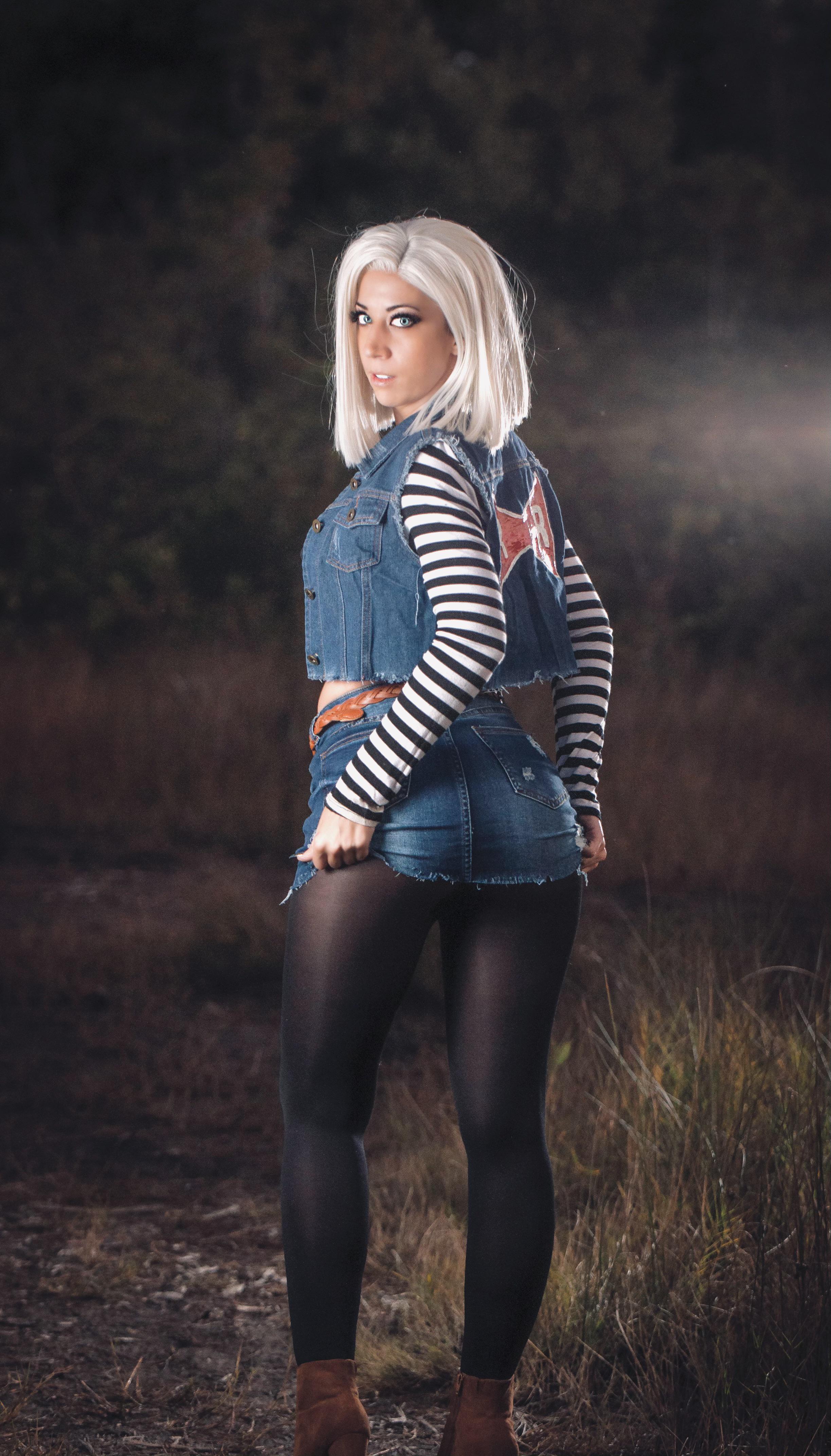 Cindrella Cosplay as Android 18 | Scrolller