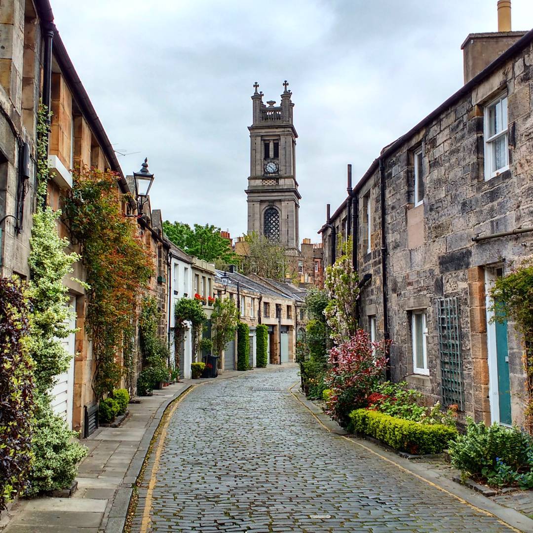 Circus Lane, Edinburgh [OC] [1080x1080] | Scrolller
