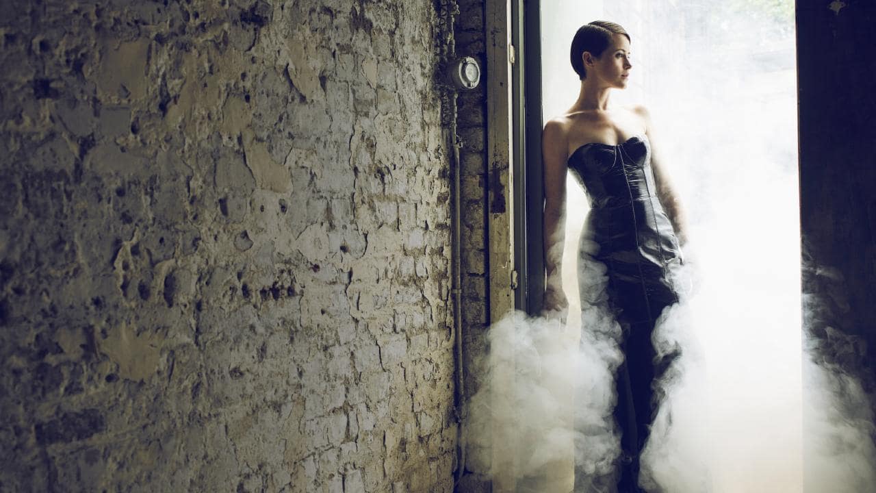 Claire Foy Photographed by Simon Emmett | Scrolller