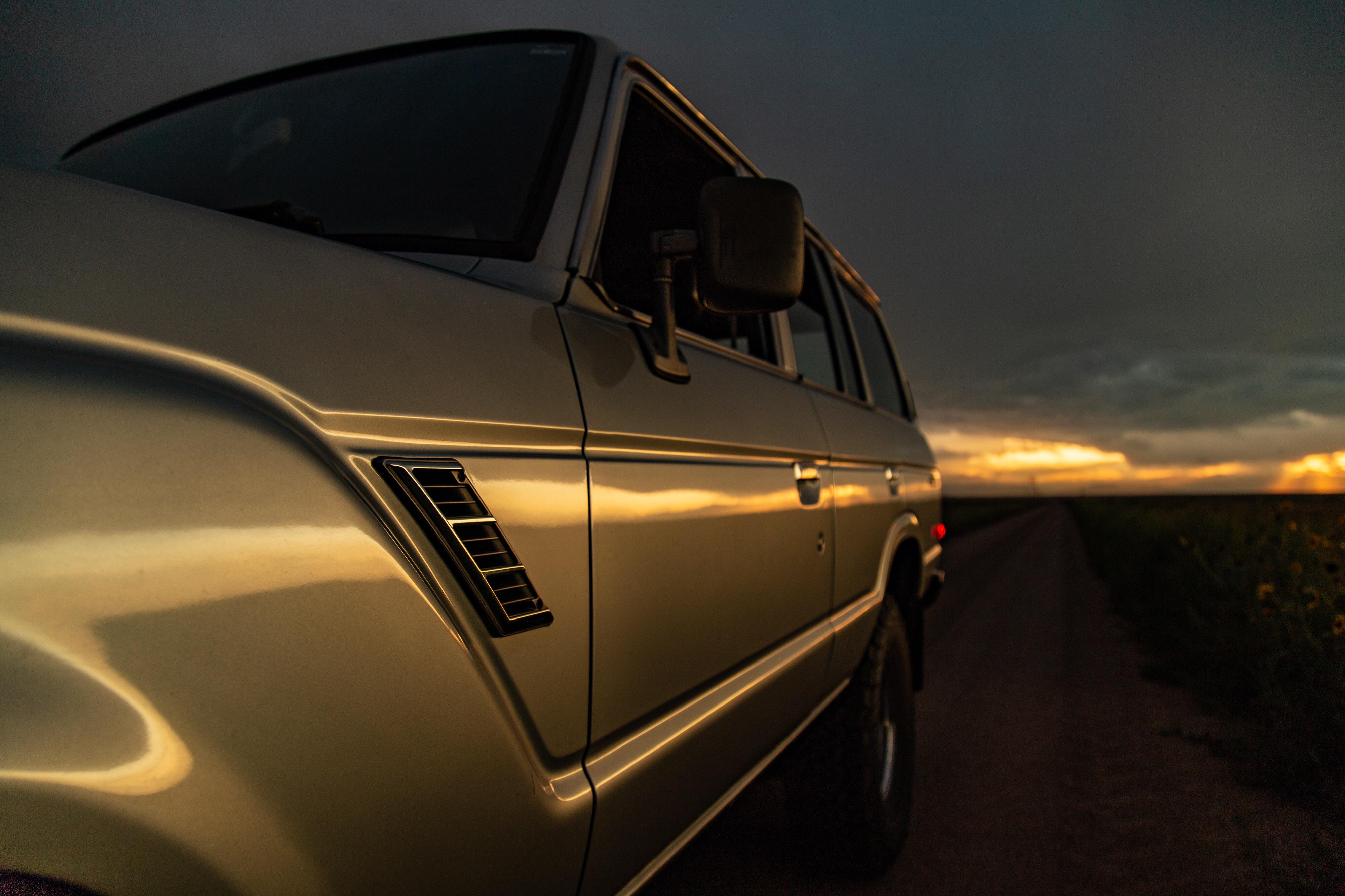 Classic lines | Scrolller