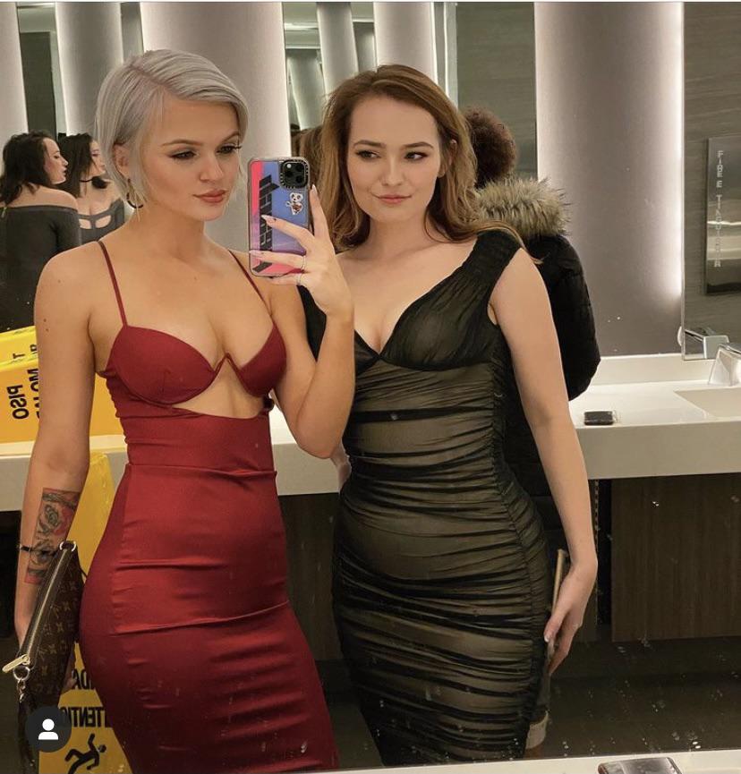 Classy cosplayers [2] | Scrolller