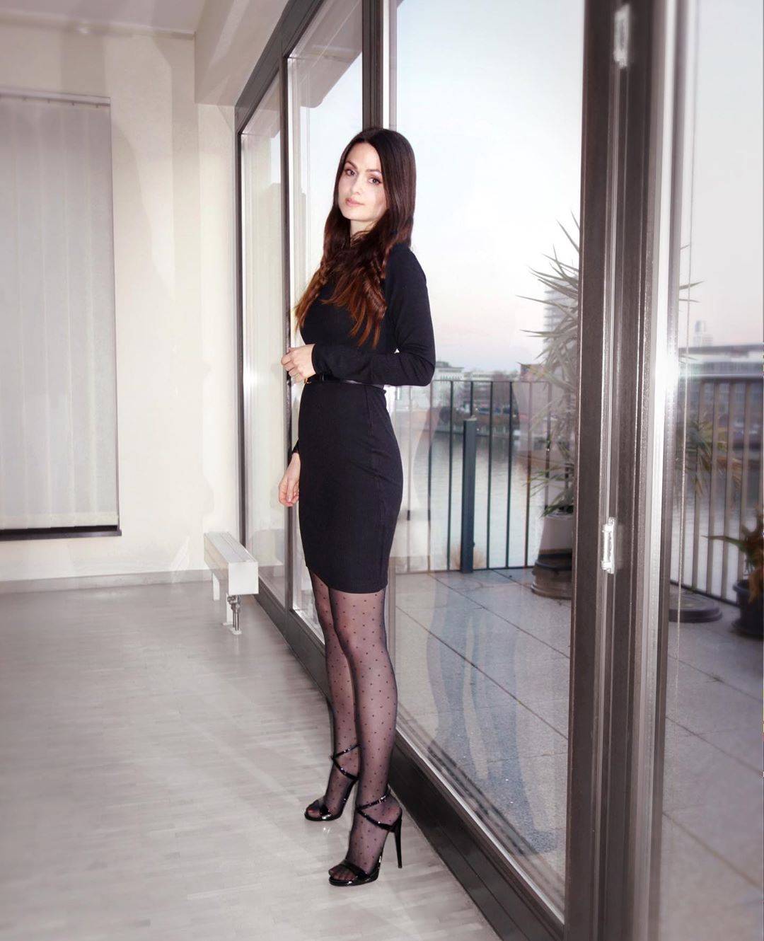 Classy look | Scrolller