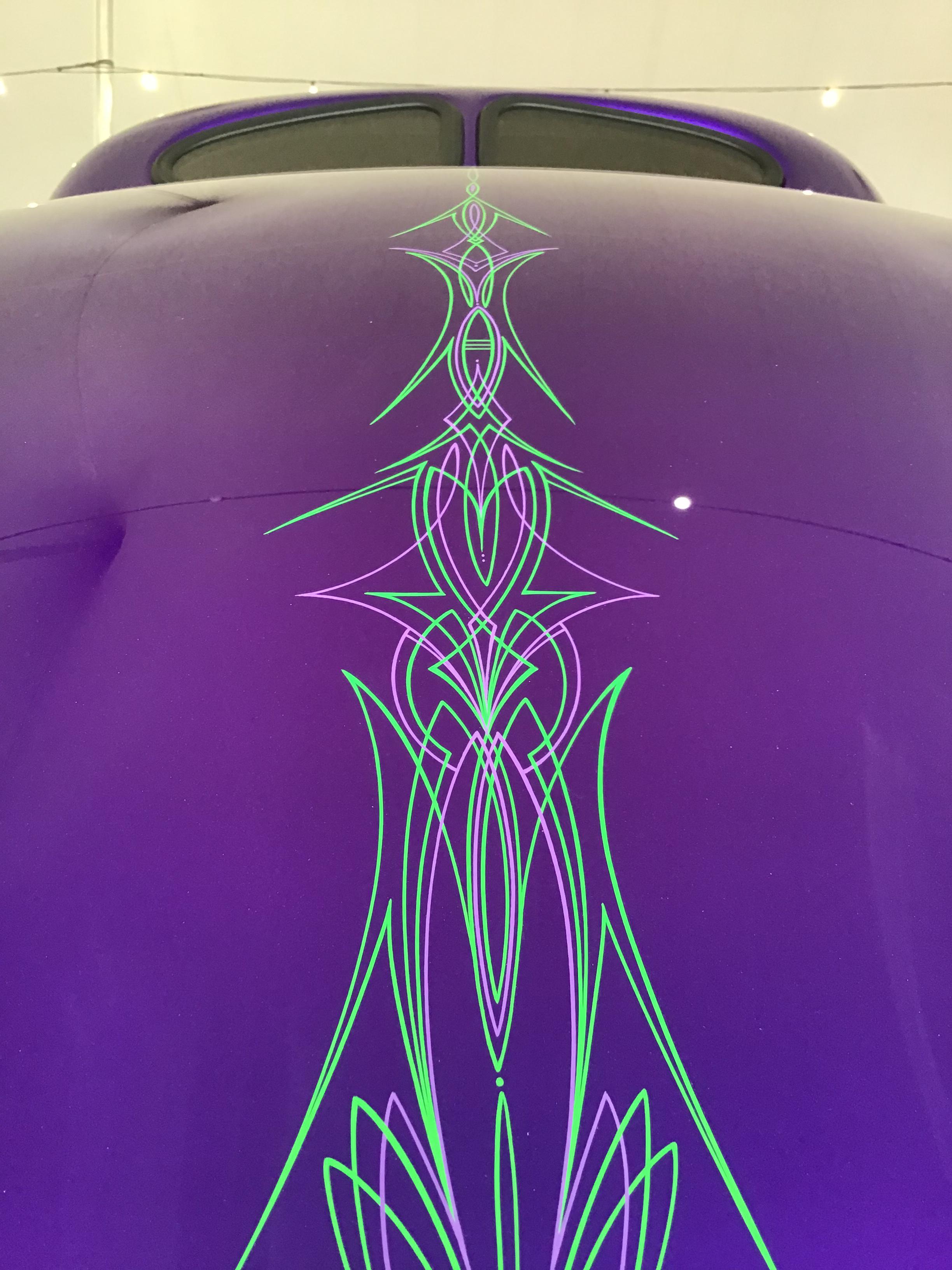 Clean Lines | Scrolller