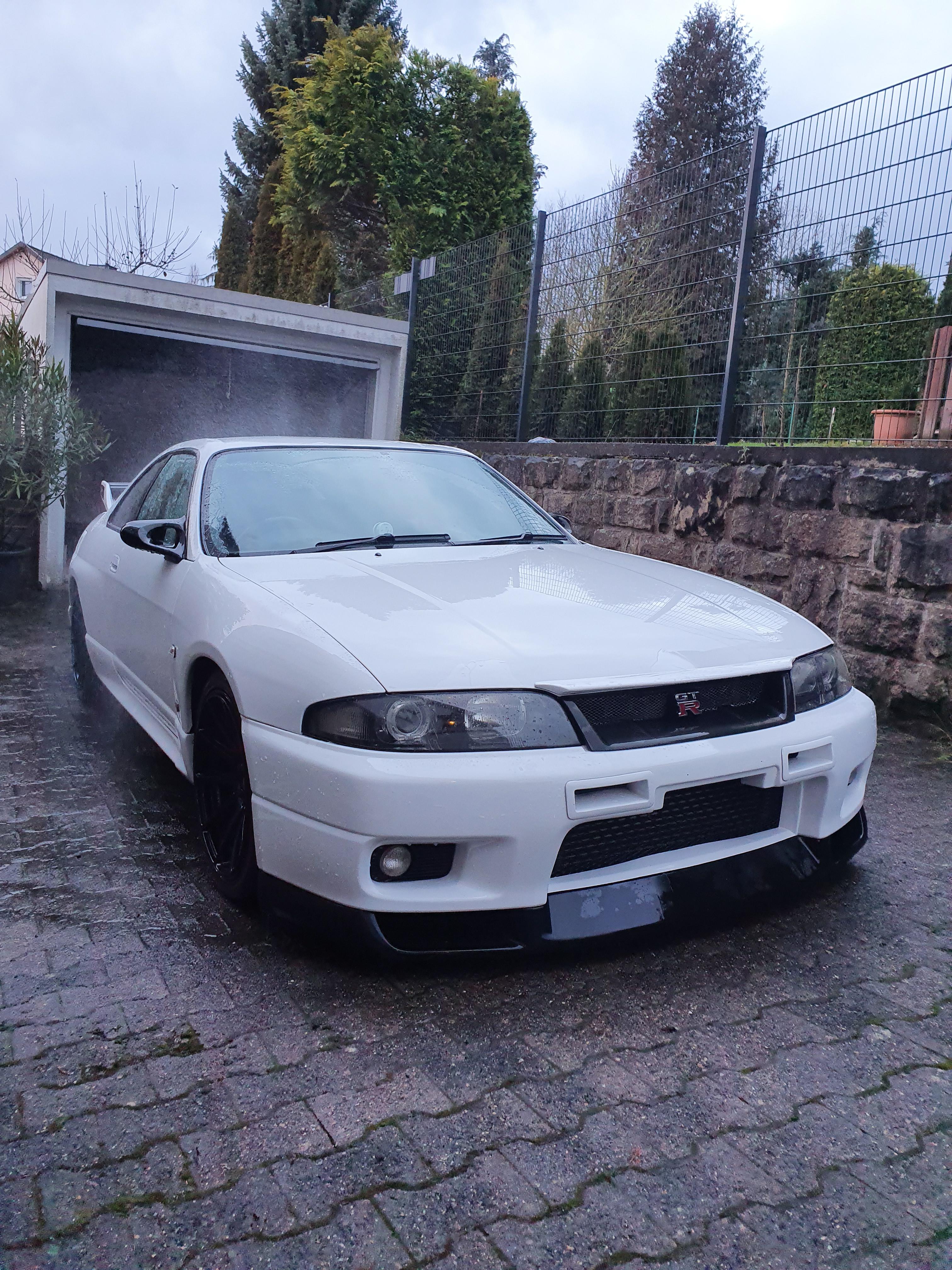Clean R33 GTR :) | Scrolller