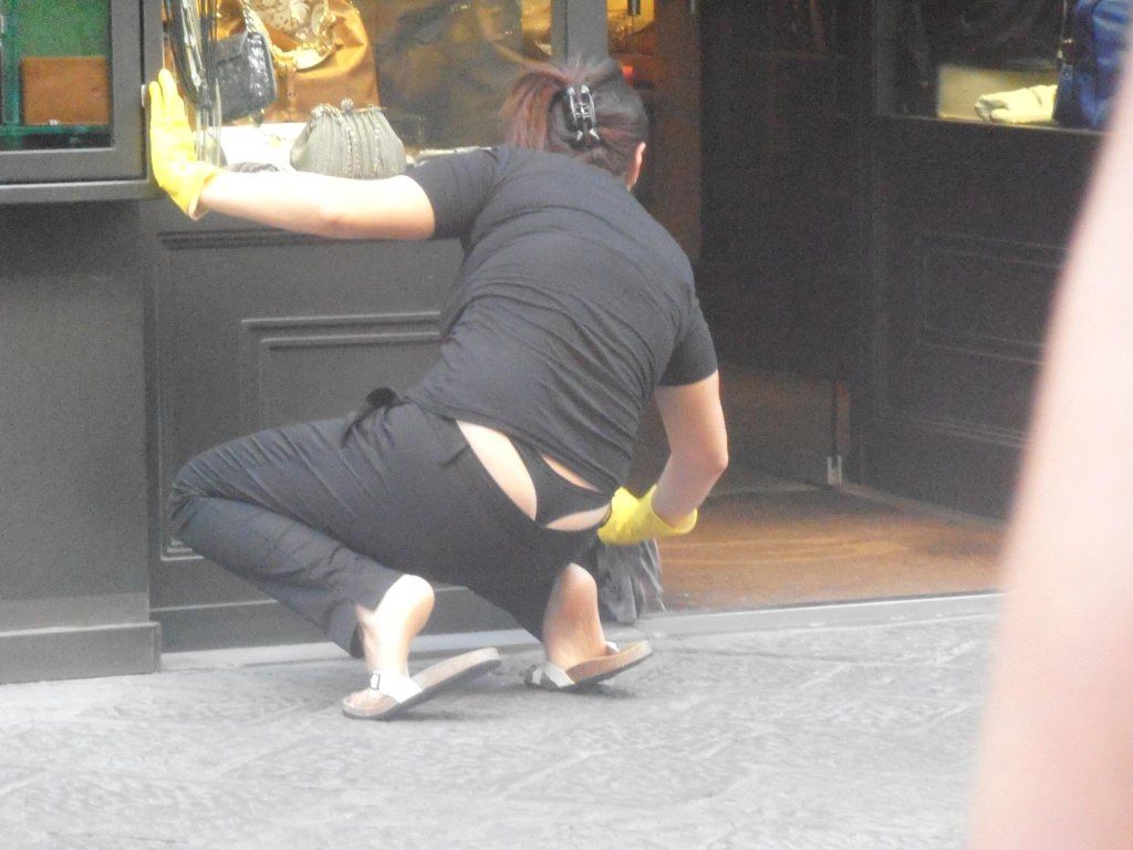 Cleaning the storefront | Scrolller