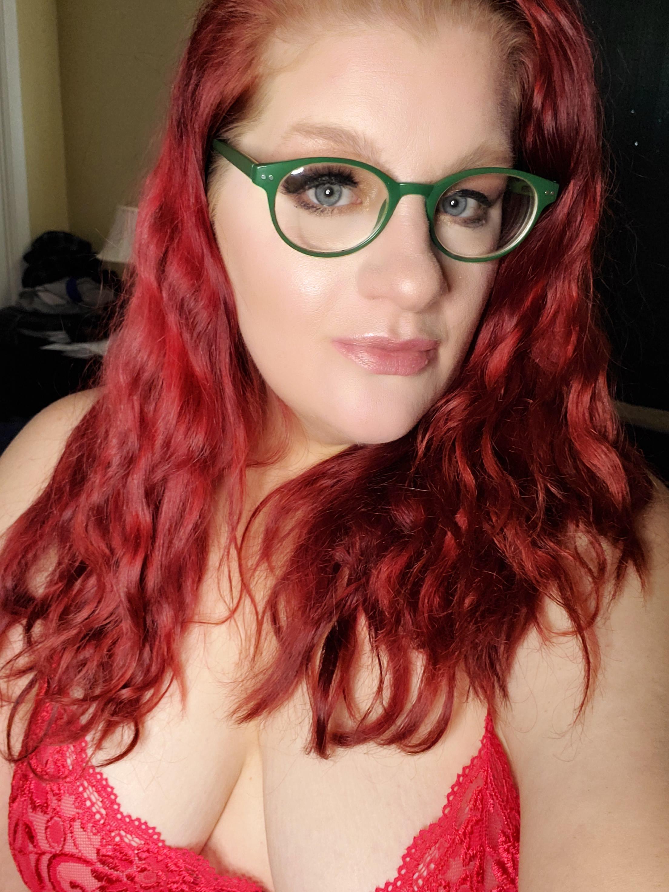 Cleavage for a little mystery | Scrolller