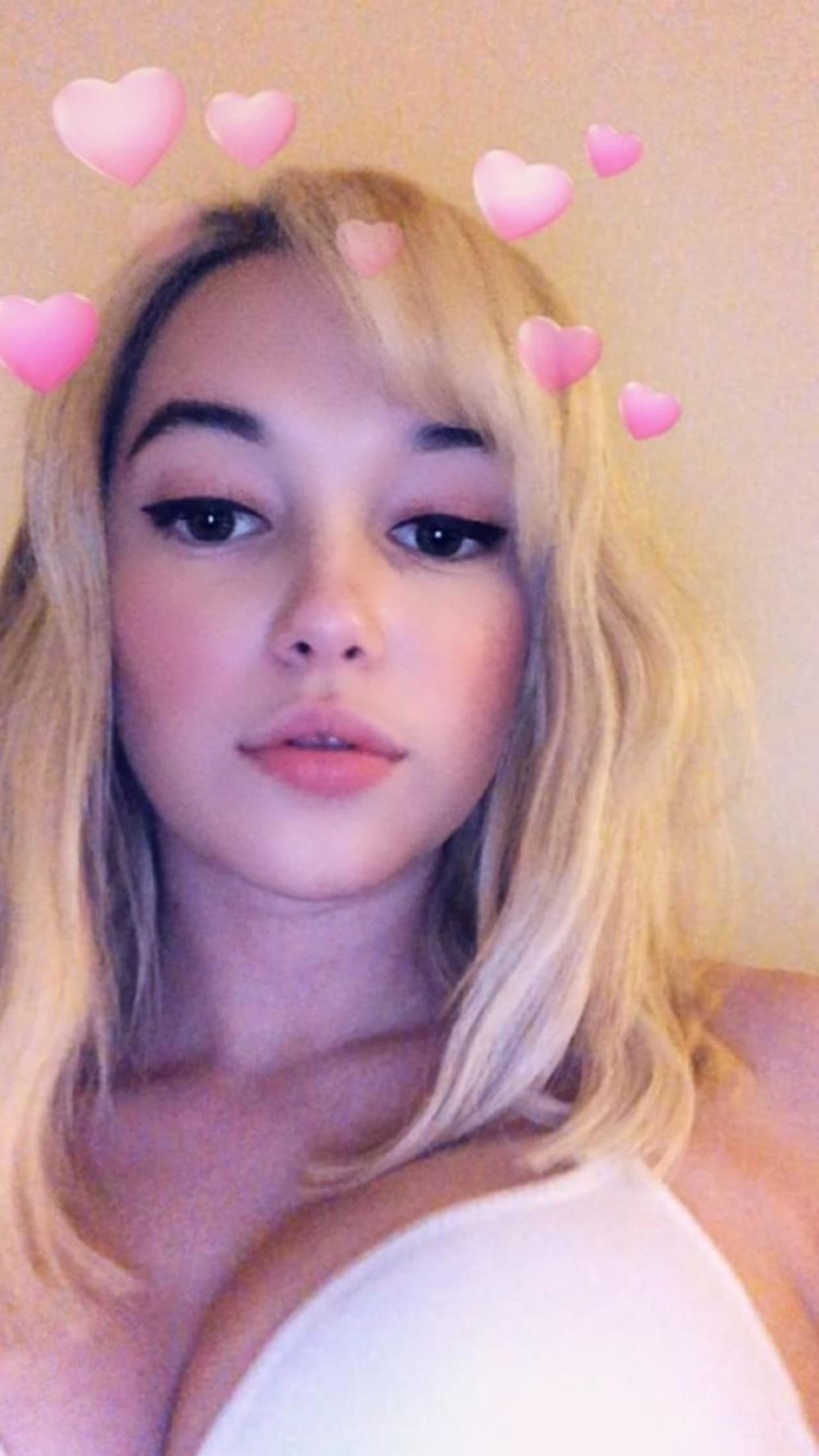 Cleavage Shot via Instagram Stories | Scrolller