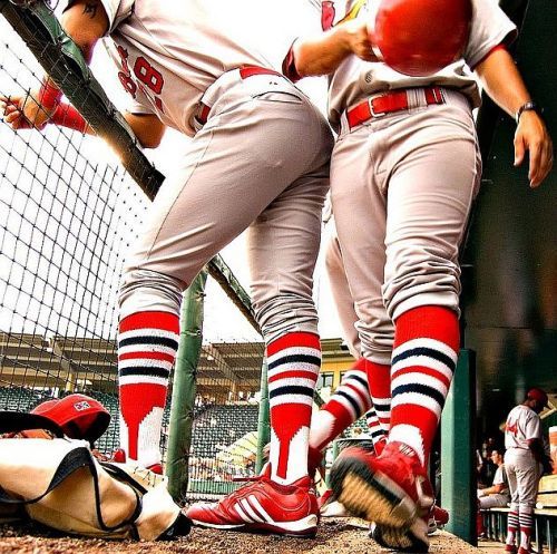 Close Encounter | Scrolller