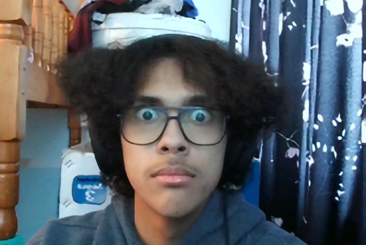 Cock Reveal Scrolller