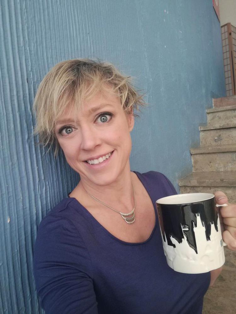 Coffee Dee | Scrolller