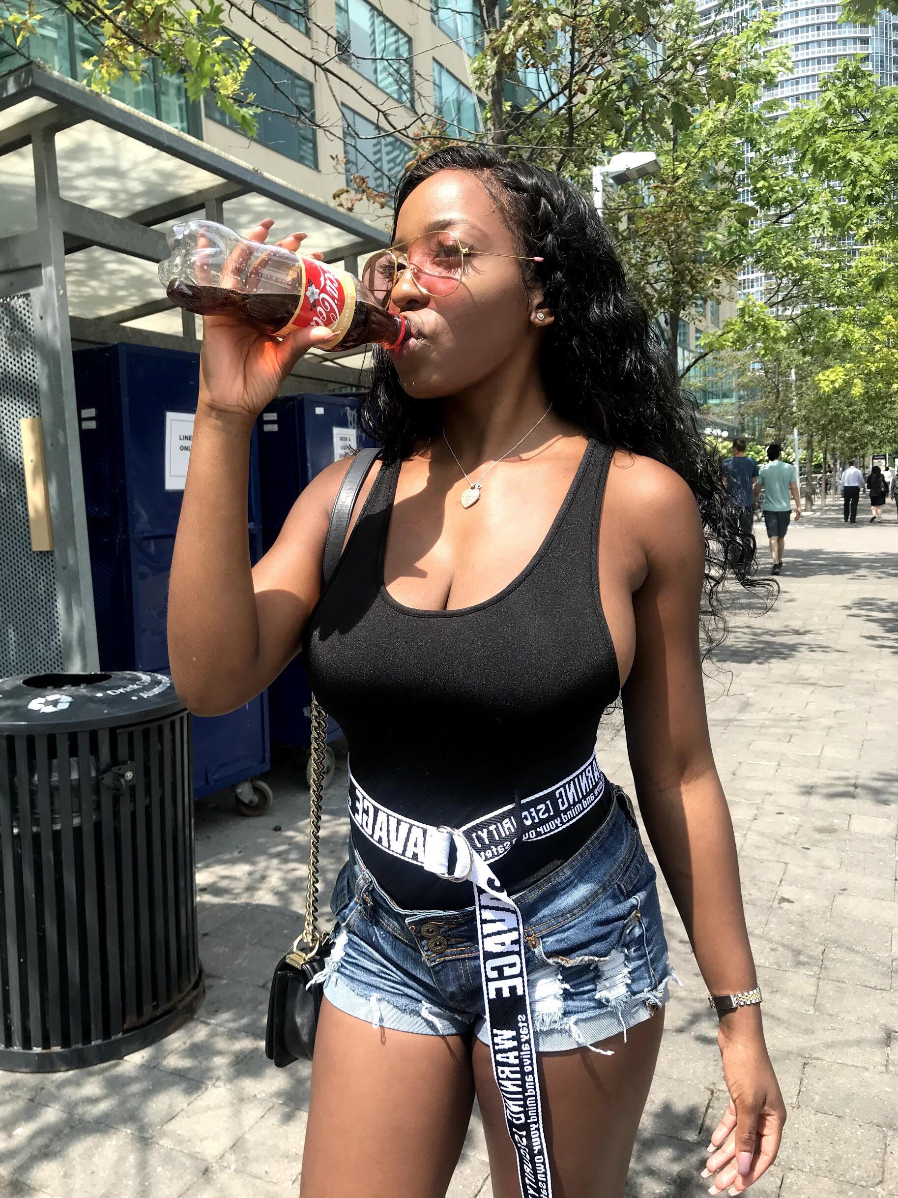 Cokebottle | Scrolller