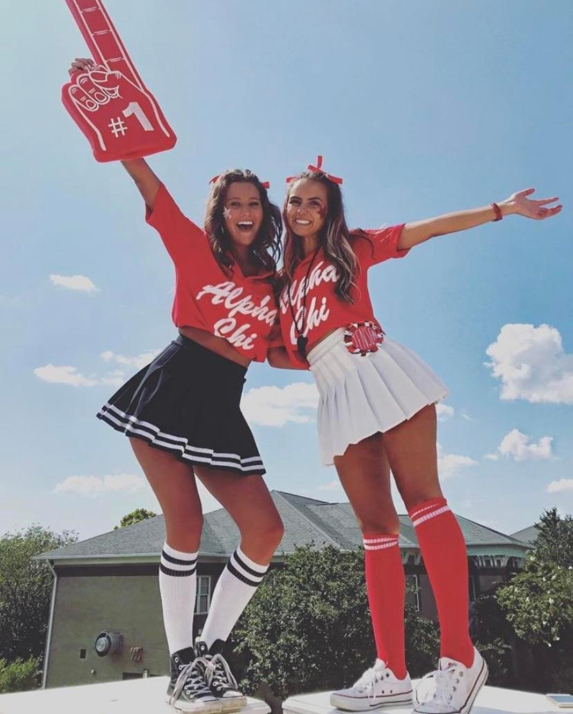 College Girls Are The Best Scrolller