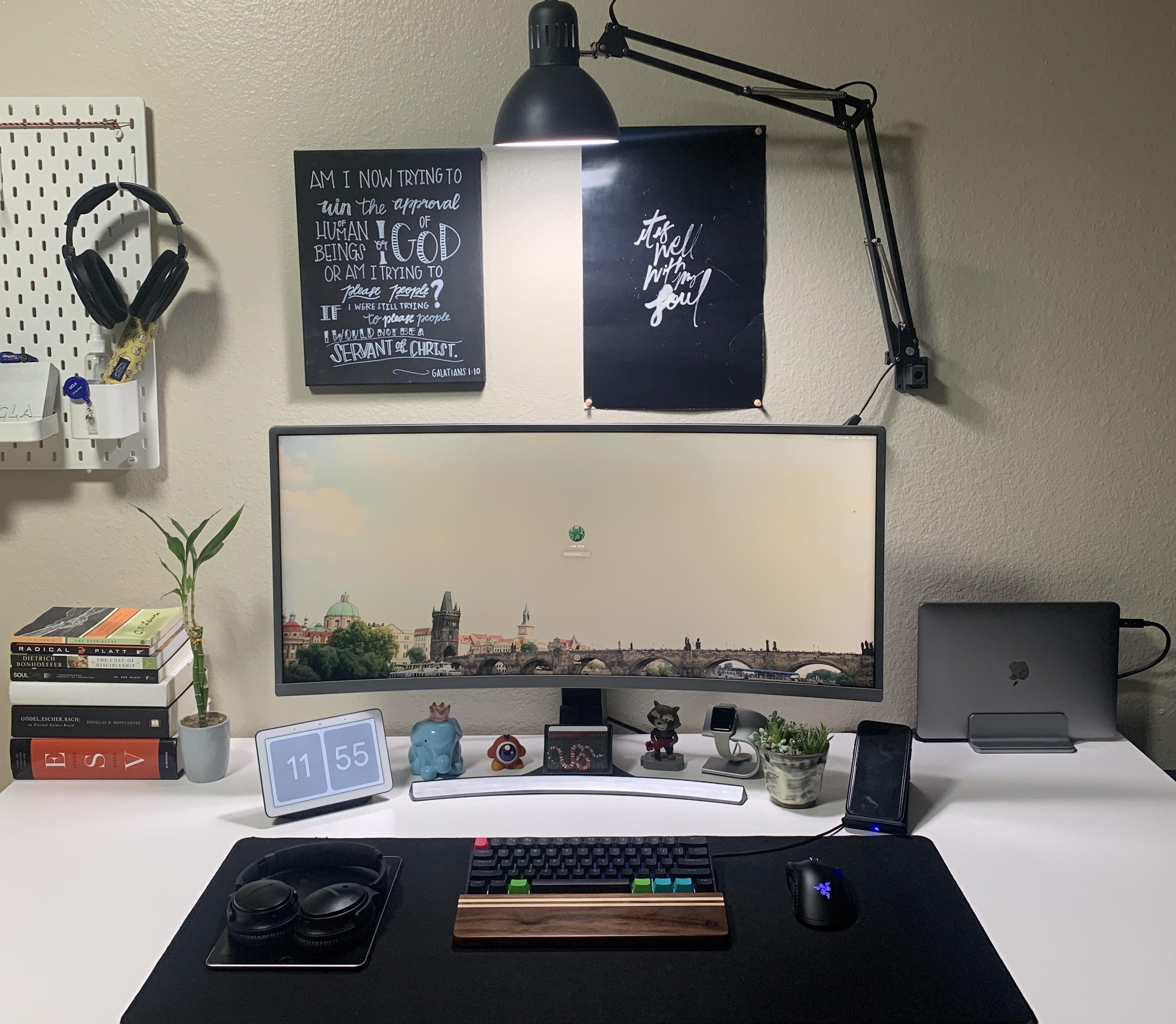 Ascended for College Setup | Scrolller