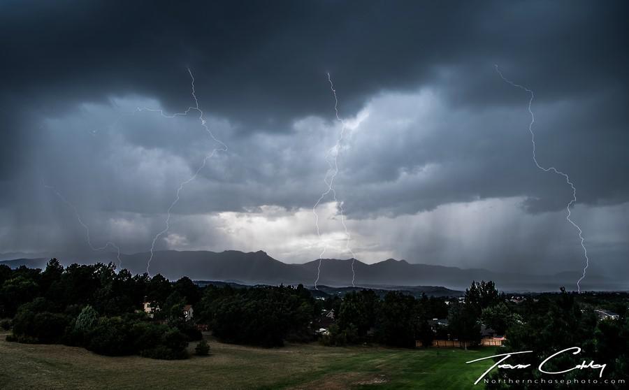 Colorado Springs Lightning Storm Sept. 6 - HOLY LIGHTNING BATMAN | Scrolller