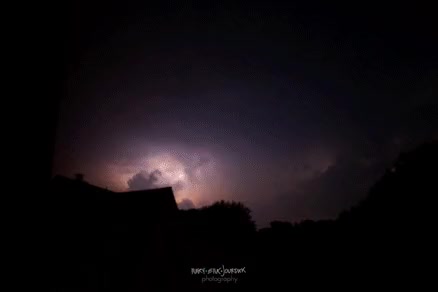 Colorful heat lightning, shot from my bedroom window | Scrolller