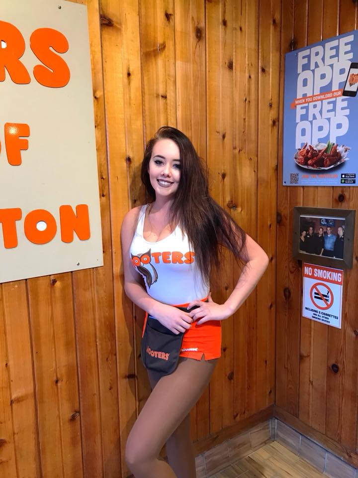 Come See Our New Hooters Girl Jordan Scrolller