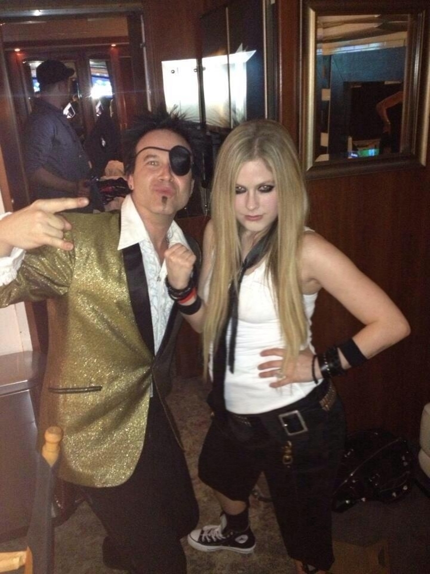 Complicated - Tribute | Scrolller