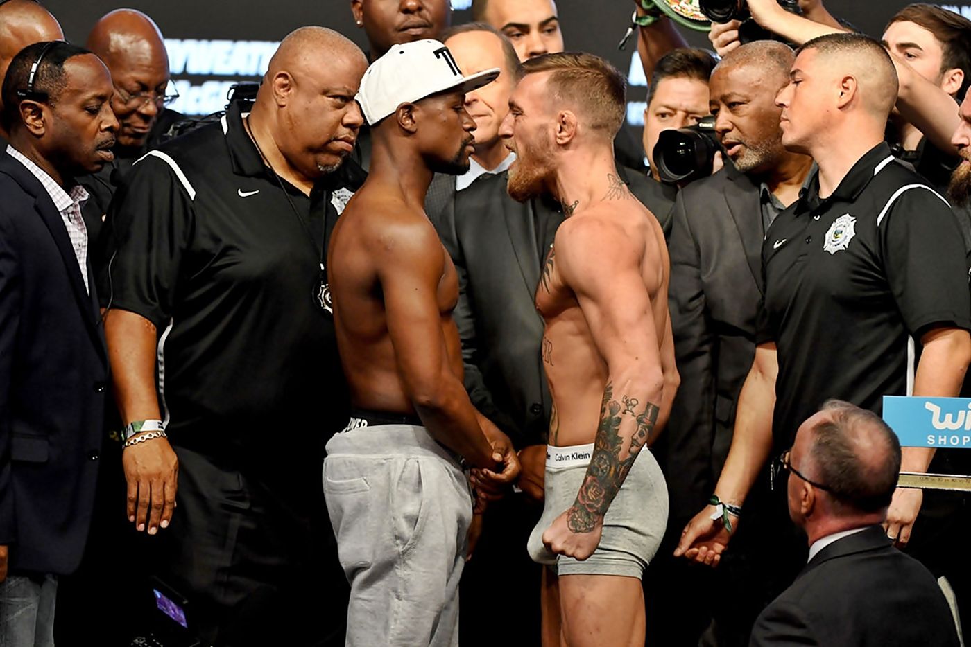 Conor McGregor | Scrolller