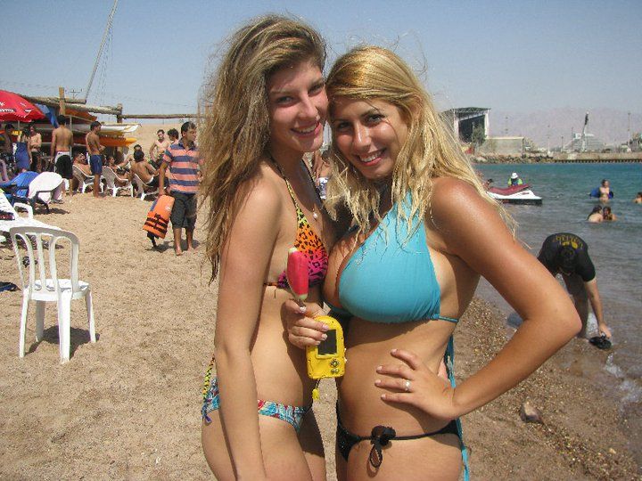 Considerable differences | Scrolller