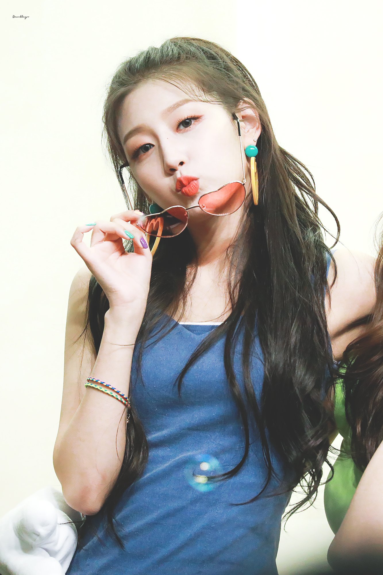 Cool Yein | Scrolller