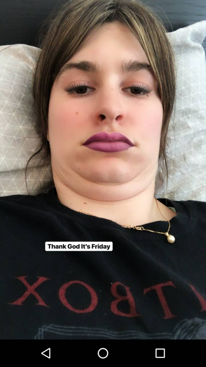 Courtney | Scrolller