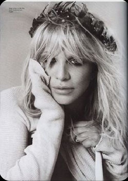 Courtney Love is my idol 💓 | Scrolller