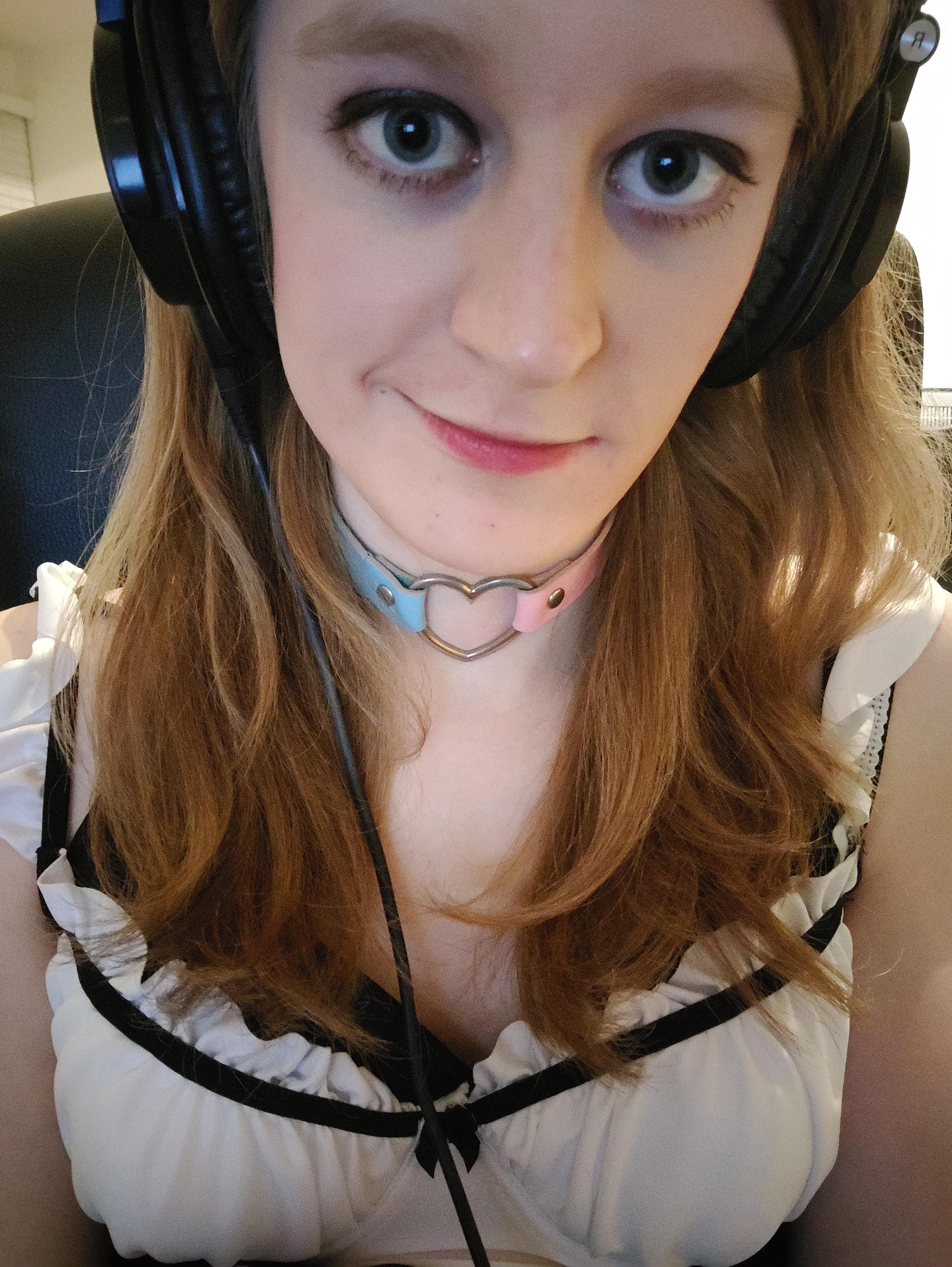 Cover my face in your seed pwease 🥺💖🦄 | Scrolller