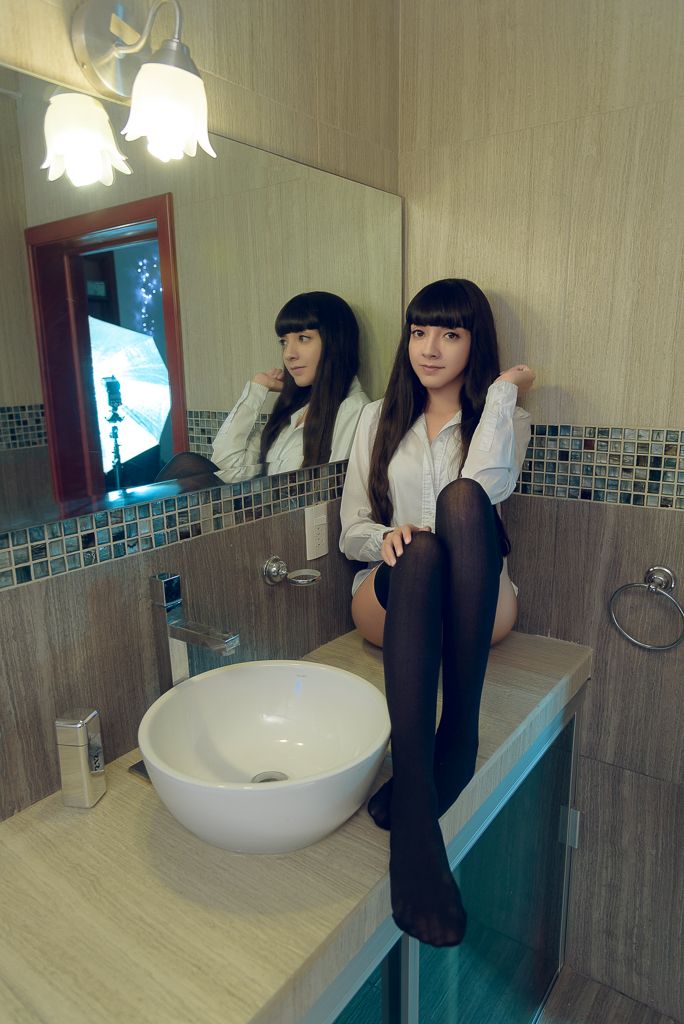 Cozy Bathroom | Scrolller