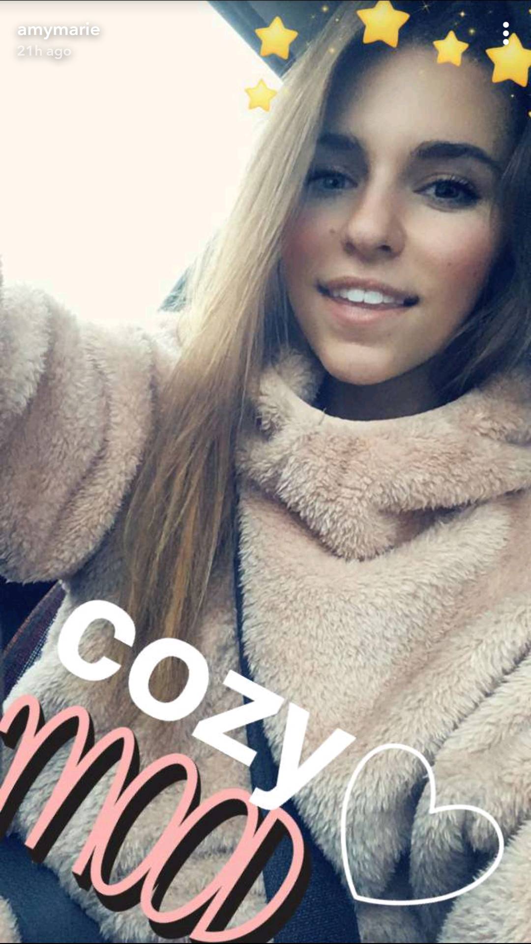 Cozy Mood | Scrolller