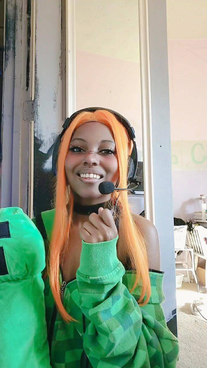 Creeper? Uwu | Scrolller