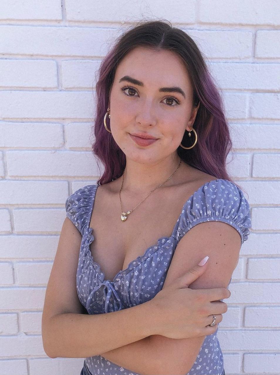 “Cross your arms to make your tits look good” | Scrolller