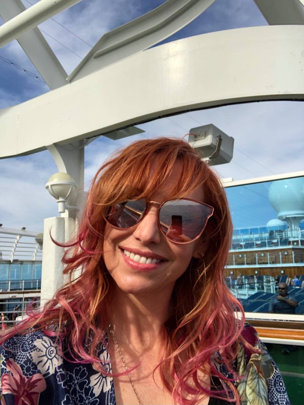 Cruise Selfie | Scrolller