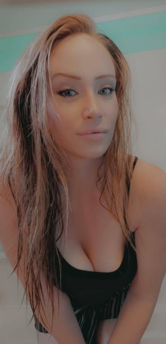 Your Favorite Red Head 🔥 Crystal Colette | Scrolller