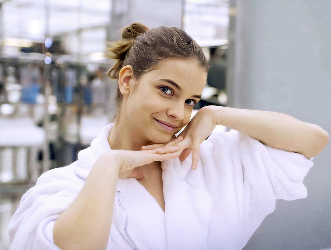 Cue Cheesy Grin | Scrolller