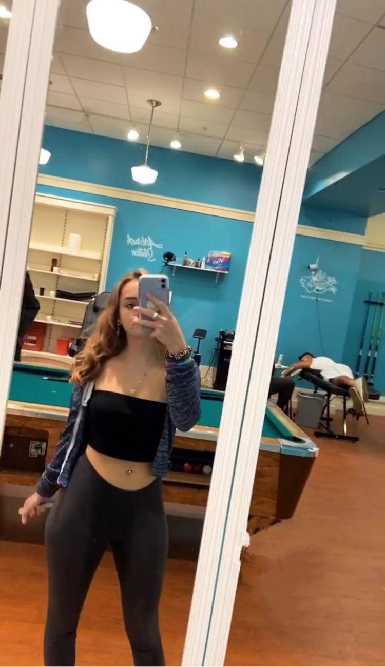 Cum bend me over the table. | Scrolller