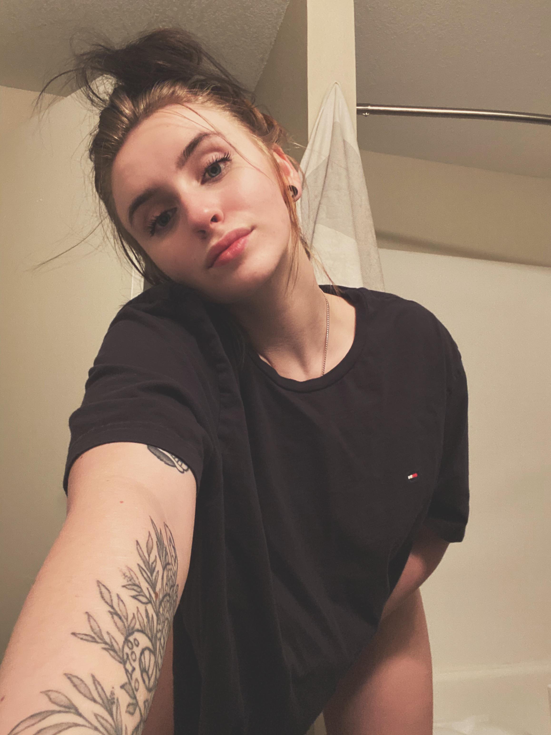 Cum check out my onlyfans TOP 6% MILF | Scrolller