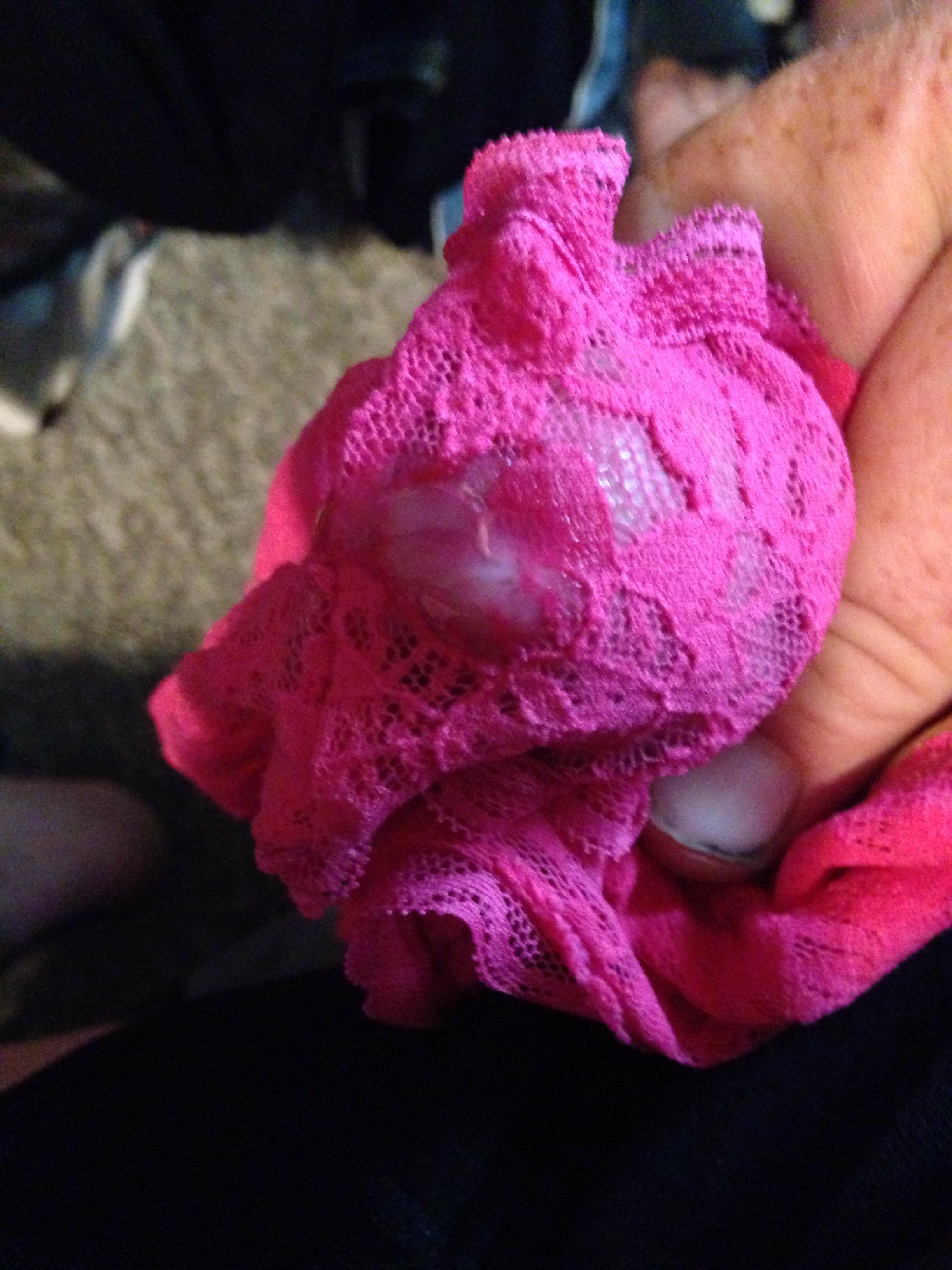 Cumming through wife pink lace | Scrolller
