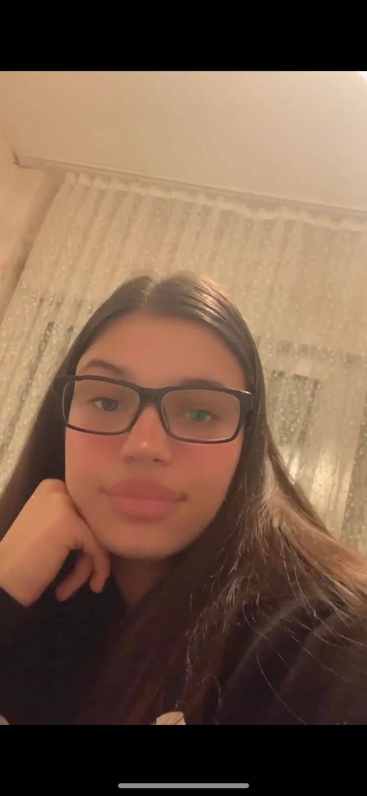 cumslut cousin 💦 | Scrolller