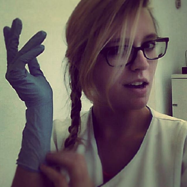 curious look | Scrolller