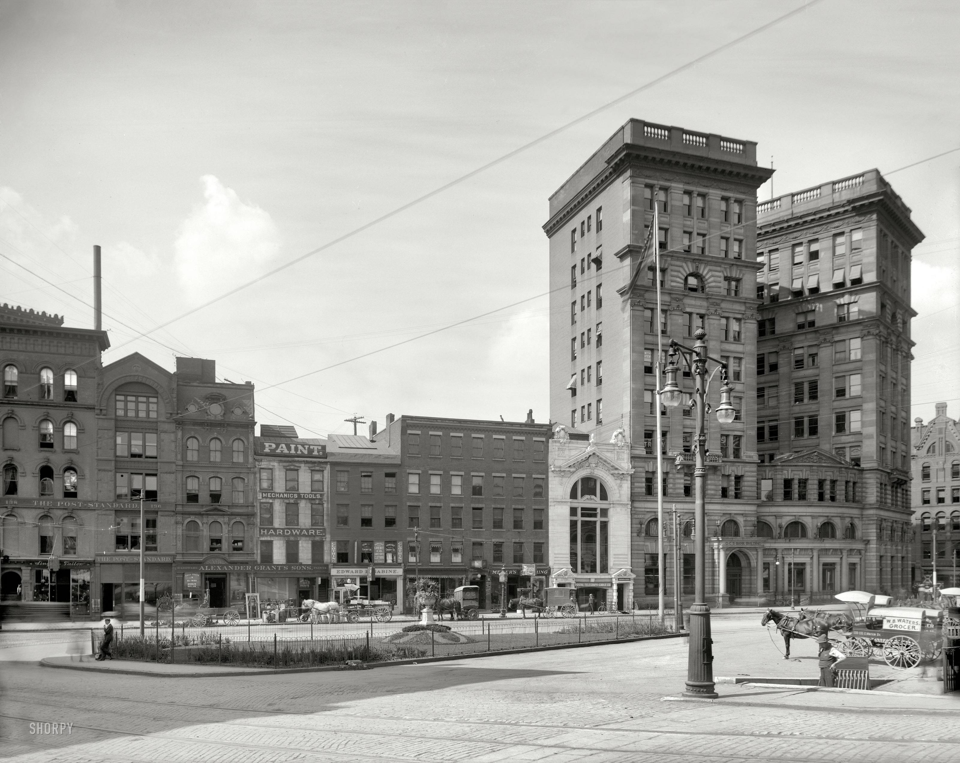 Current M&T building downtown, back in 1900. Detail in the photo is amazing, current view in ...