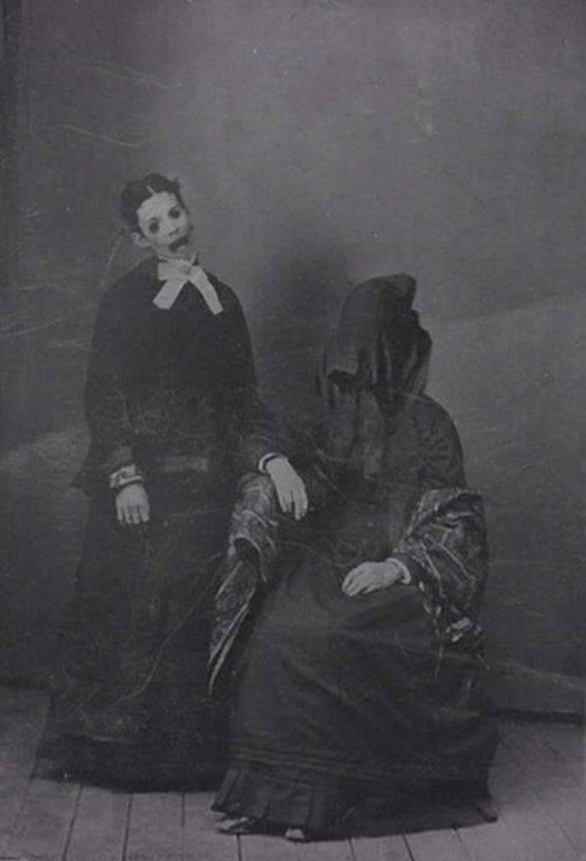 cursed_couple | Scrolller