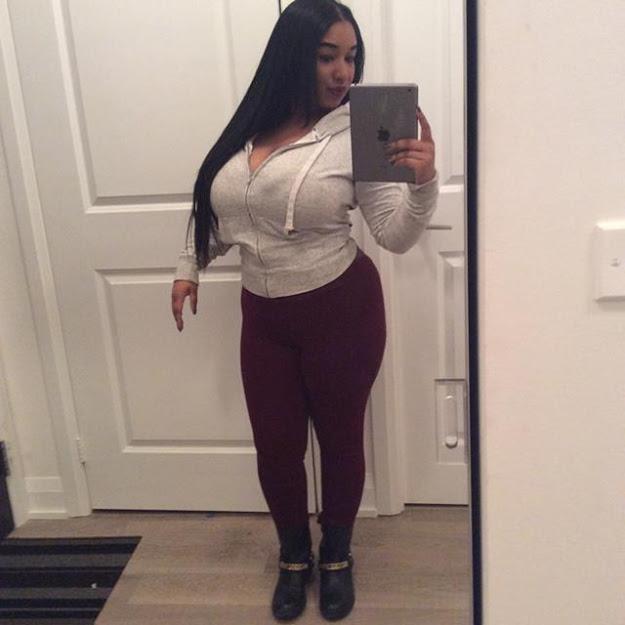 Curvy [MIC] | Scrolller