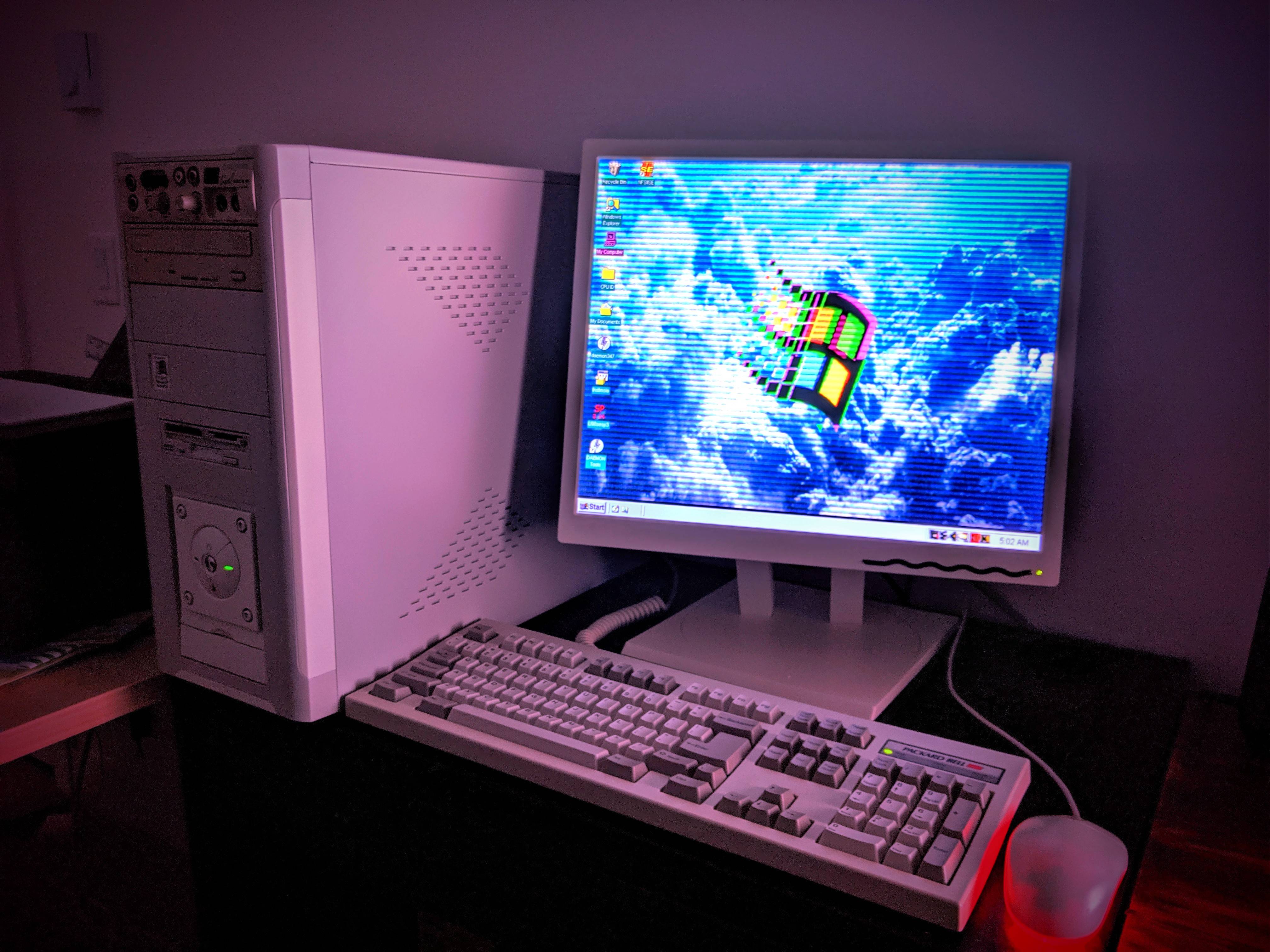 Custom 4:3 monitor for '98 | Scrolller