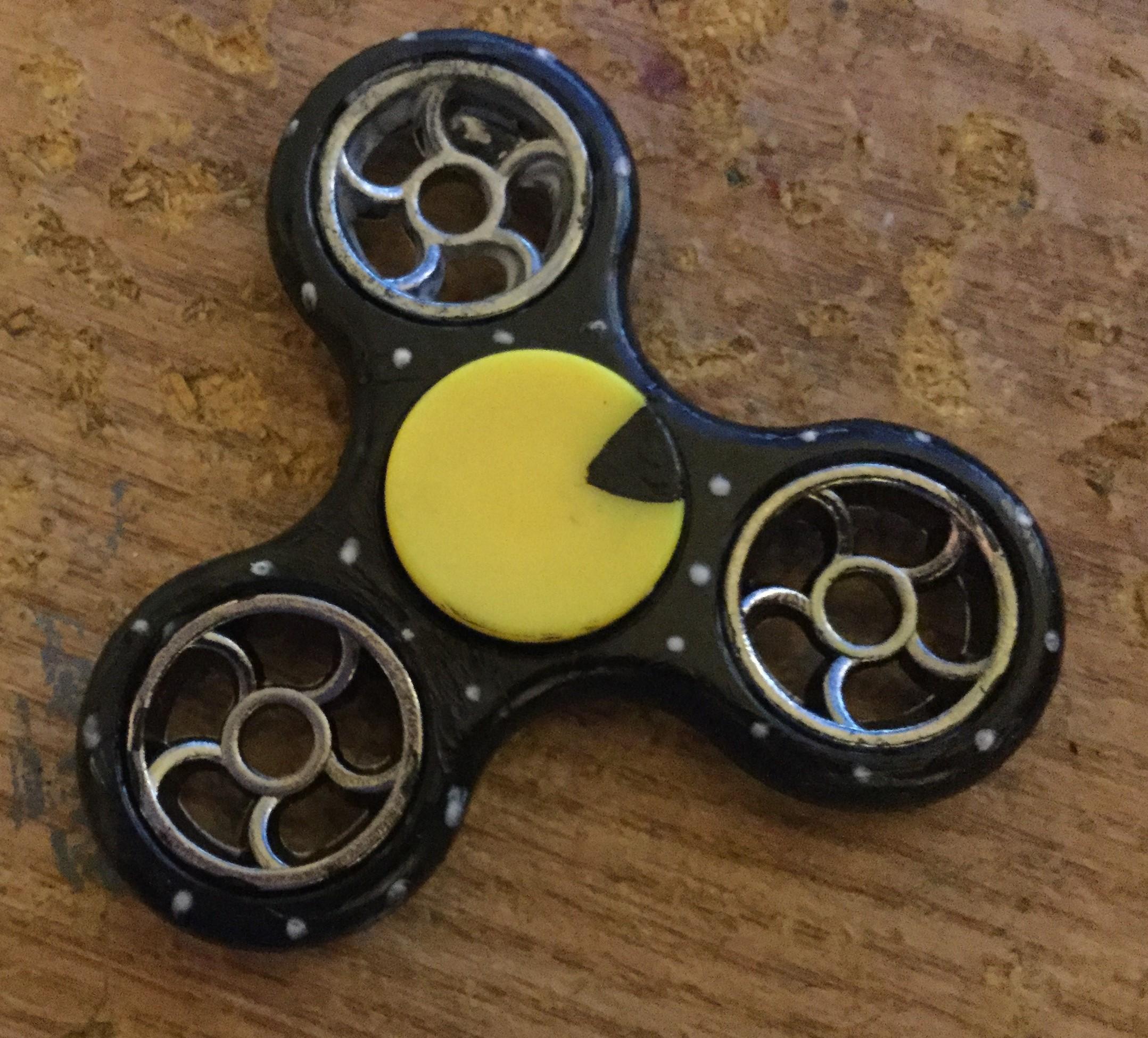 Custom Fidget Spinner Paint Job | Scrolller