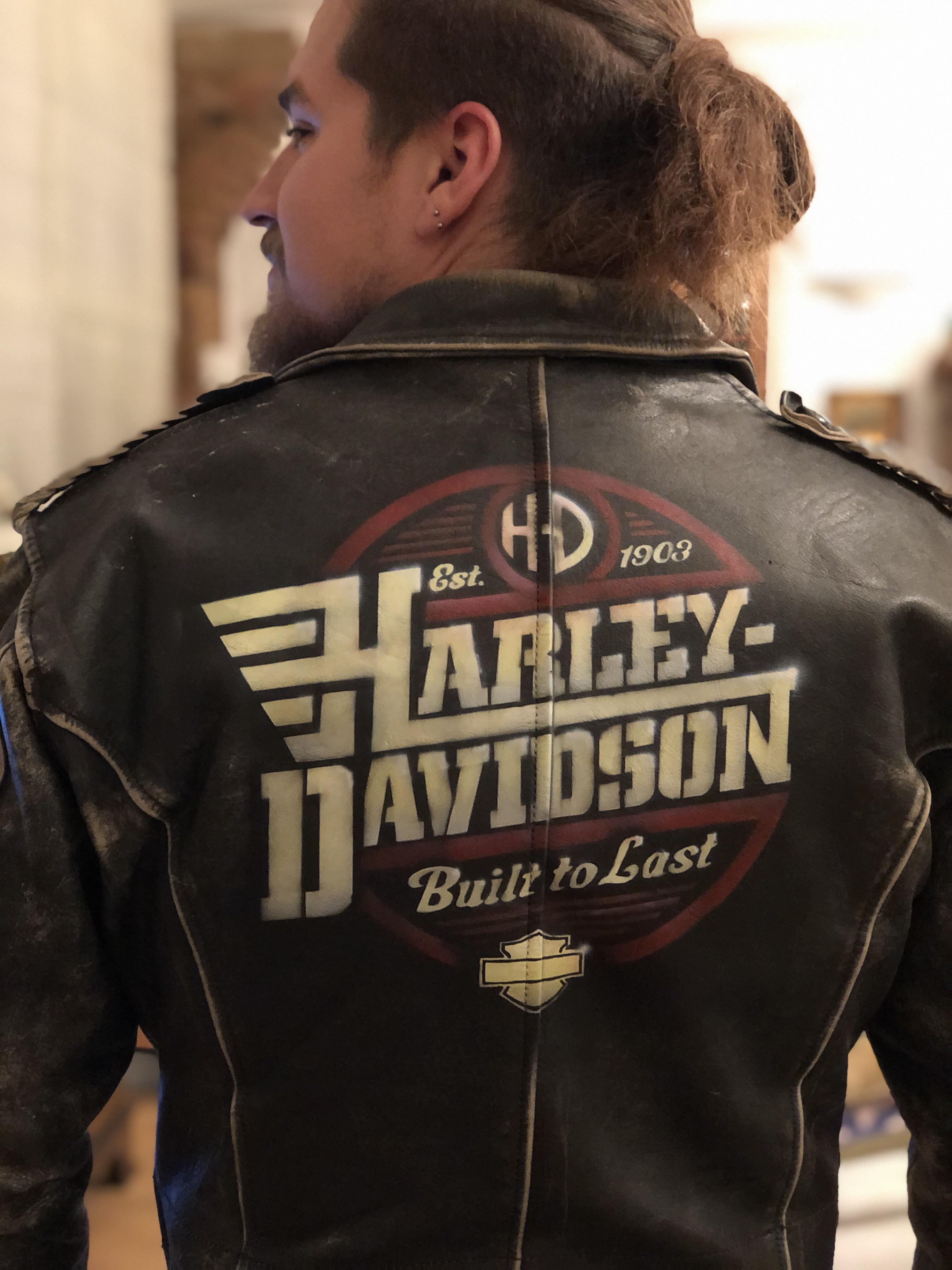 Custom jacket | Scrolller