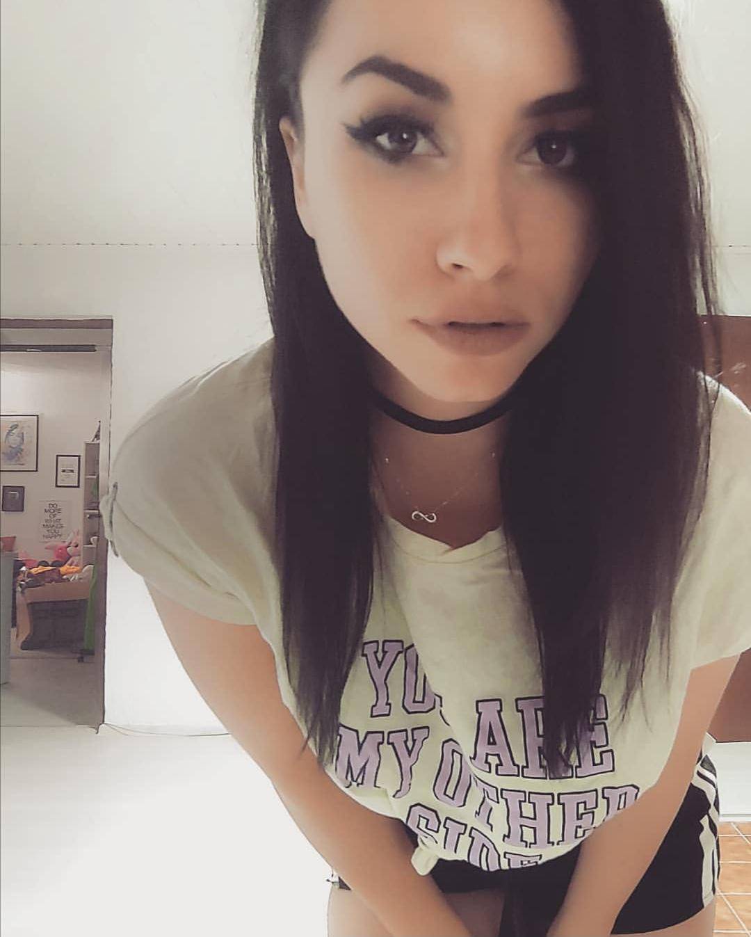 Cute af Bunny | Scrolller