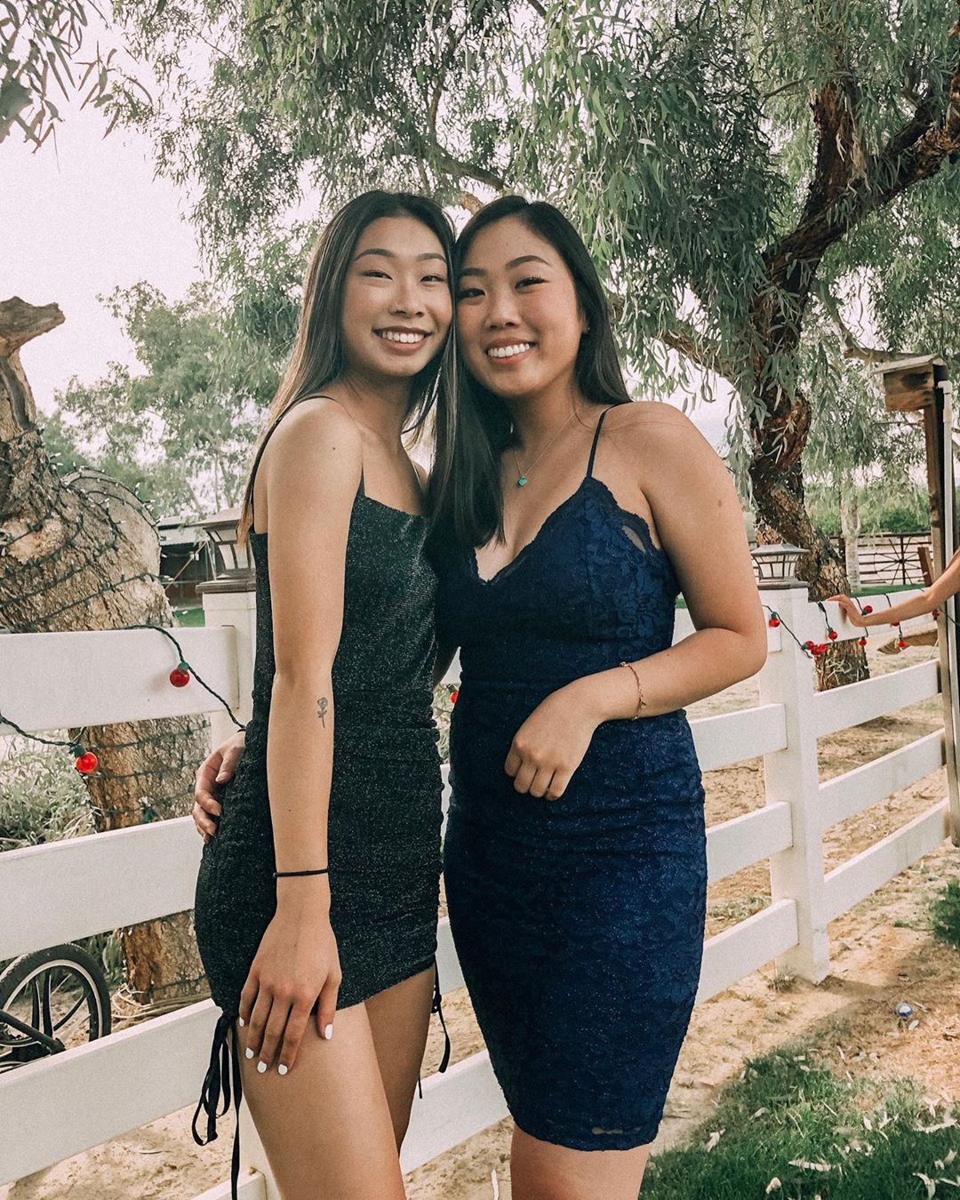 Cute Asian Duo | Scrolller