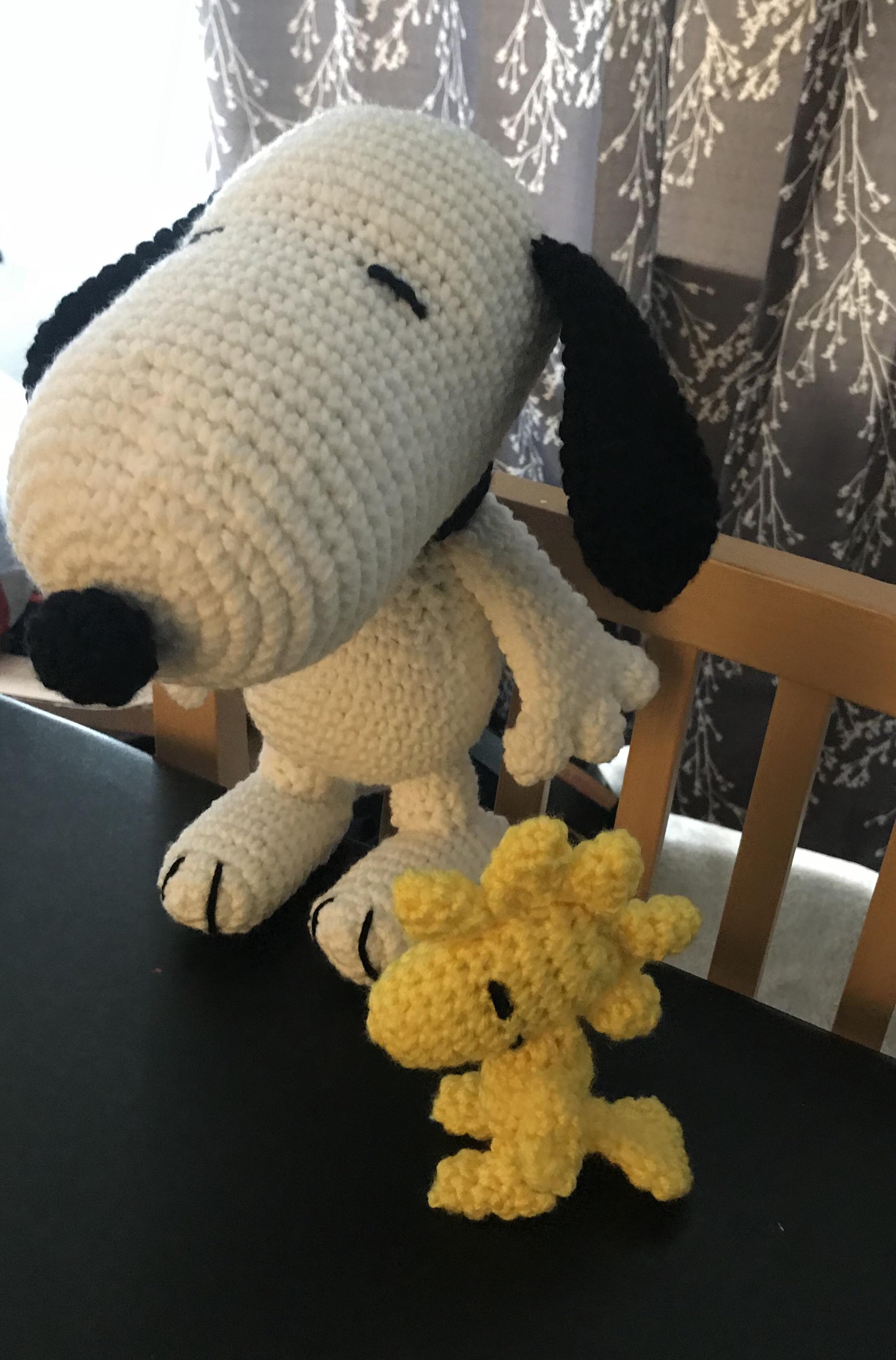 Cute crocheted Snoopy and Woodstock. 🙂 | Scrolller